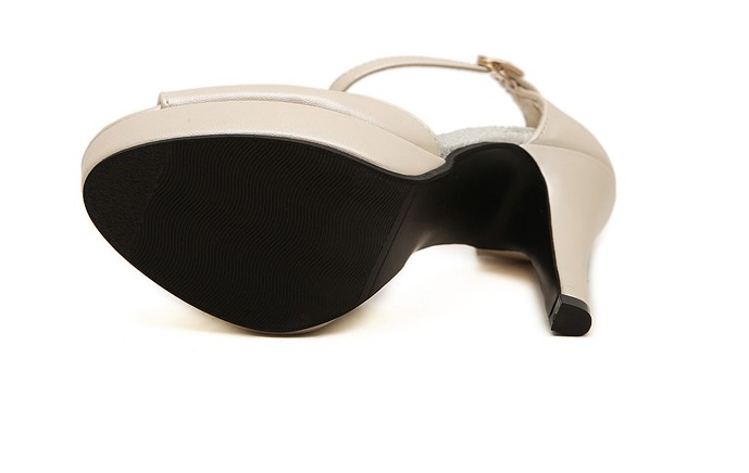 Rhinestone Buckle Sexy Sandals Fish Head on Luulla